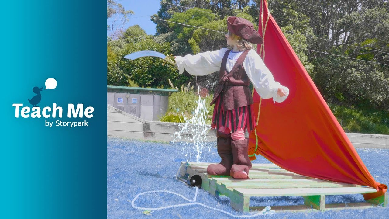 Pallet Pirate Ship - YouTube