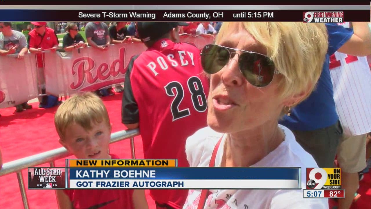 Reds fans fawn over Todd Frazier at All-Star parade - YouTube