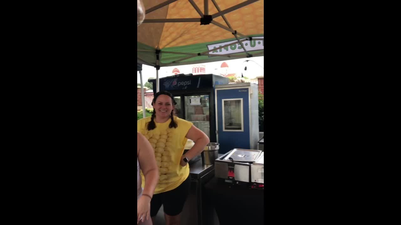 Taste of Crown Point sampler platter - YouTube