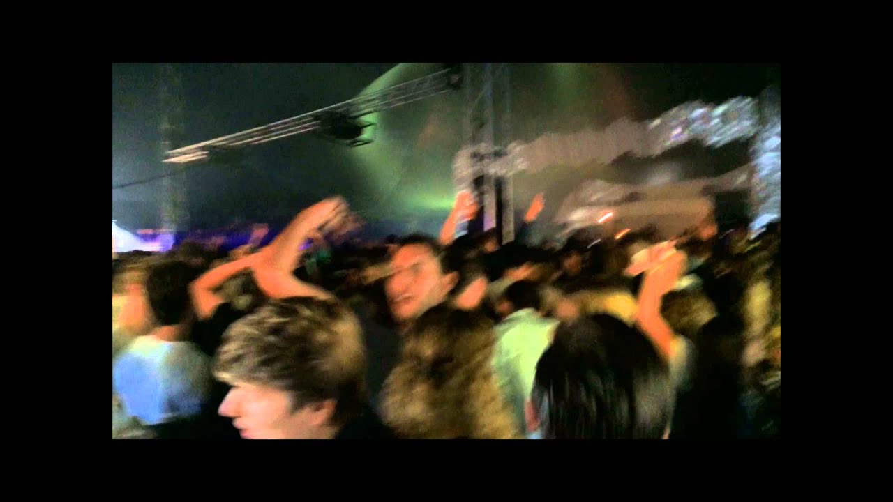 Ten Walls - Live @ Strafwerk Festival 23-08-2014 - YouTube