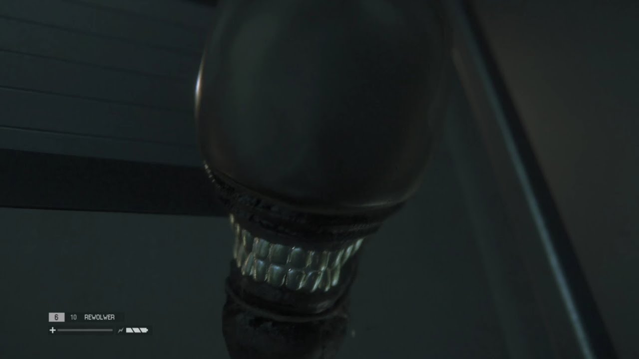 Alien: Isolation - Funny Glitch 2 - YouTube