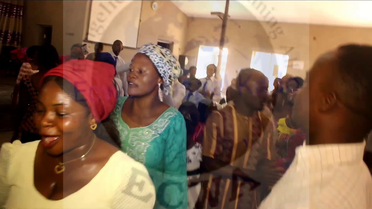 CHURCH WITH BEST DANCERS DURING THE THANKSGIVING SERVICE - YouTube