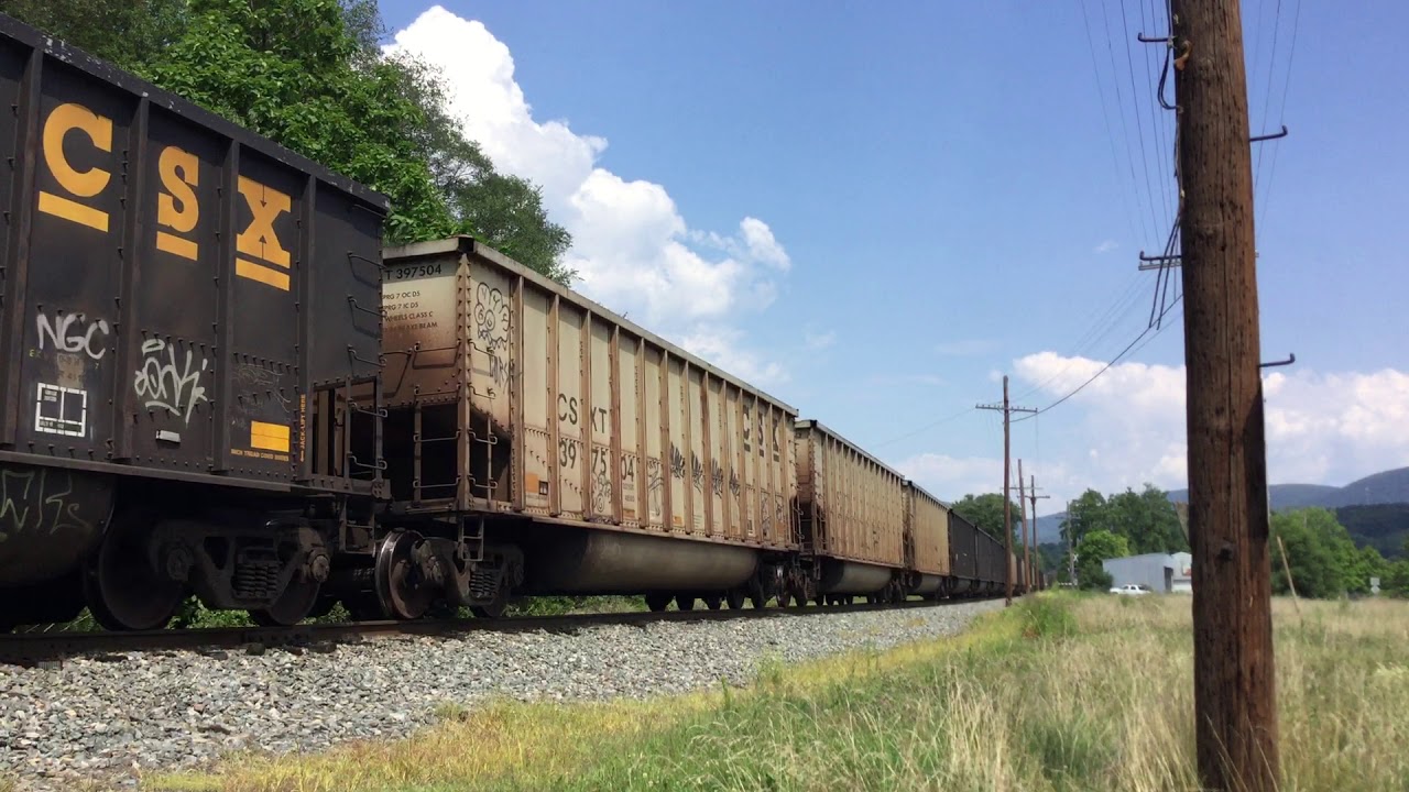 CSX 802 WB with a Missing ditch light bulb! - YouTube