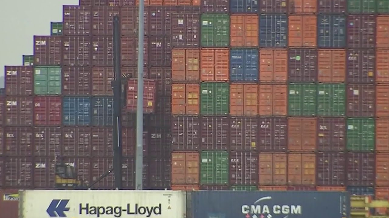 Deadline approaches to avoid dock worker strike | NBCDFW - YouTube