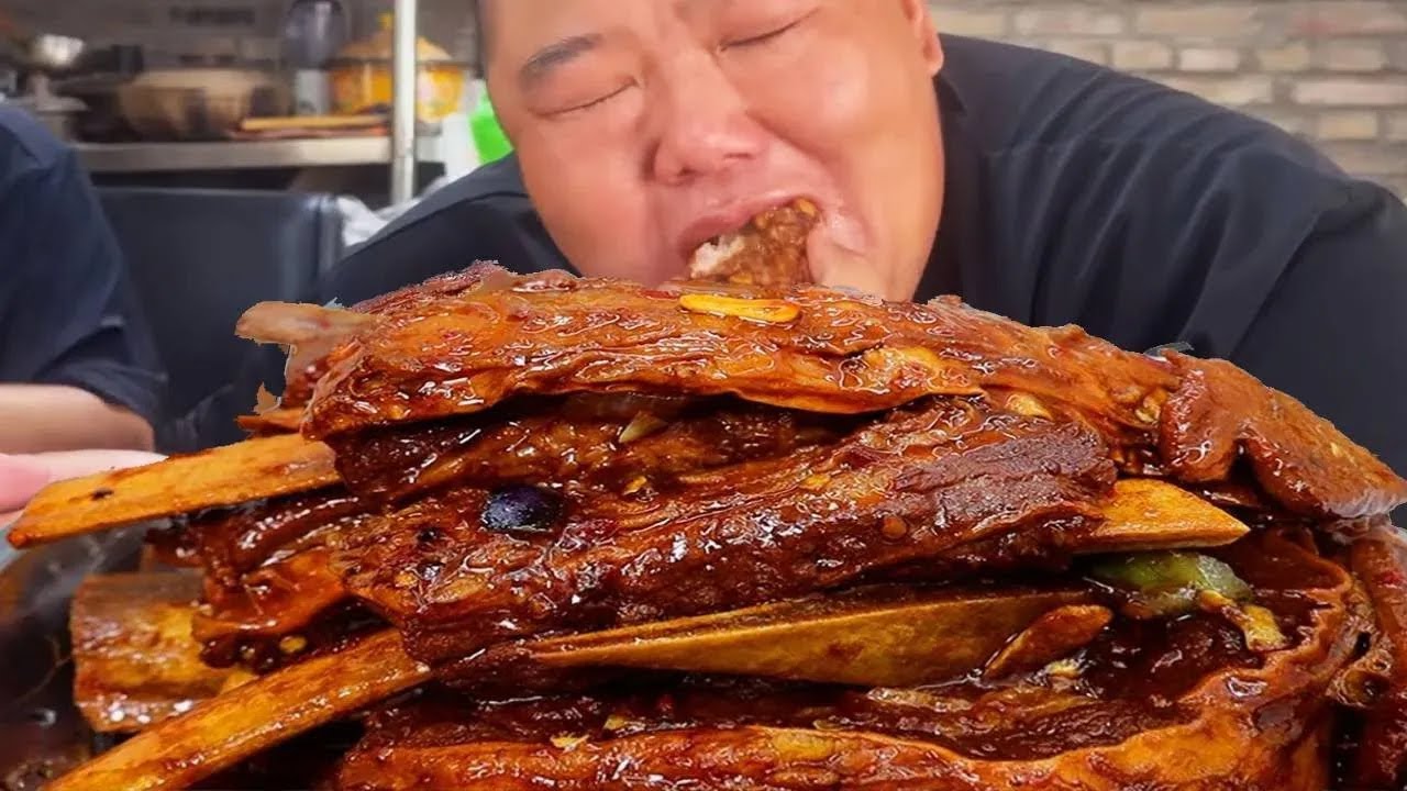 Spare ribs and beans are a perfect match, the meat is fragrant and tender and falls off the ...