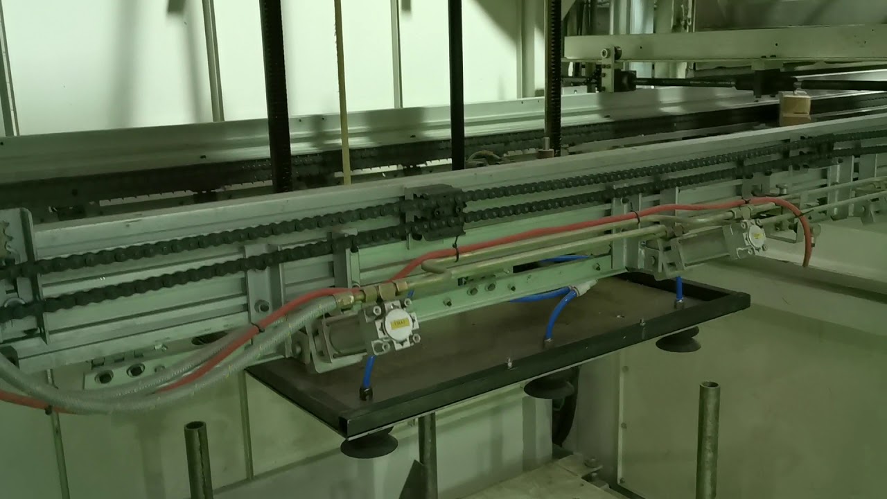 Illig UA150/1G Thermoforming - Sheet Processing Machine - YouTube