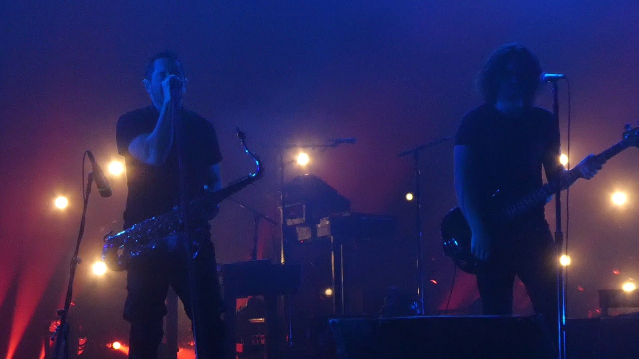 "Band Intros & Over and Out" Nine Inch Nails@Radio City Music Hall New ...