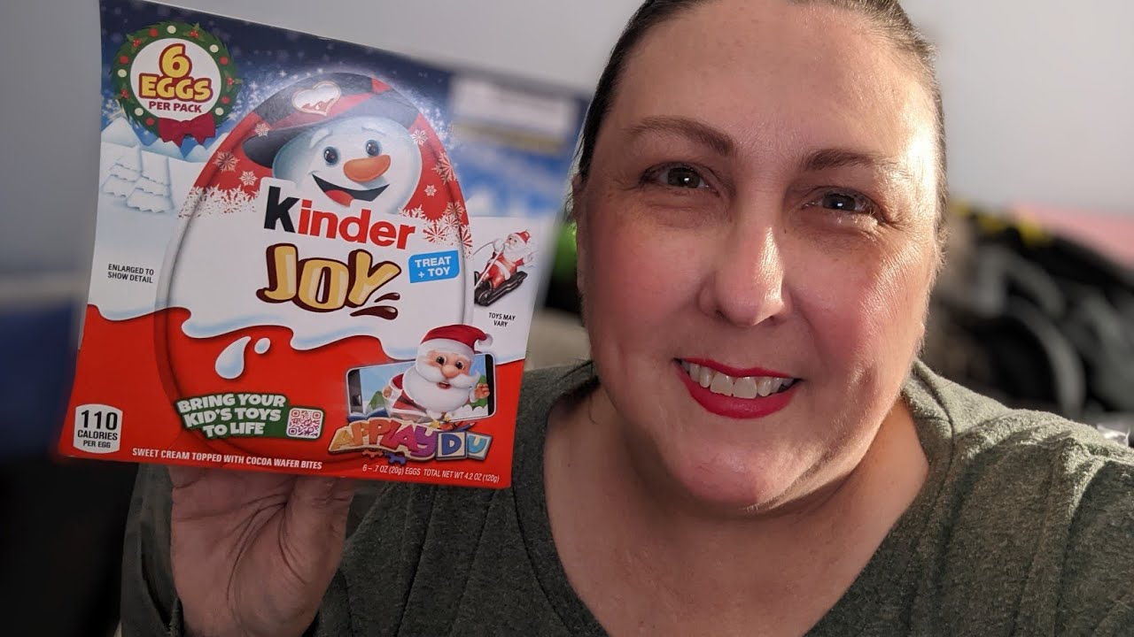 Post Vlogmas #9!! Kinder Joy Eggs: The Six Pack! - YouTube