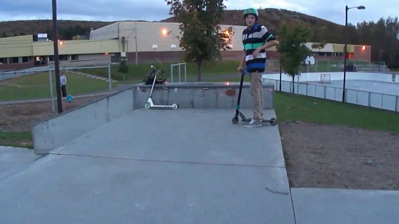 double tail whip scooter - YouTube