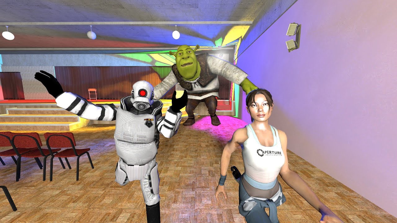 FAST SHREK CHASE US AT SCHOOL | GARRY'S MOD - YouTube