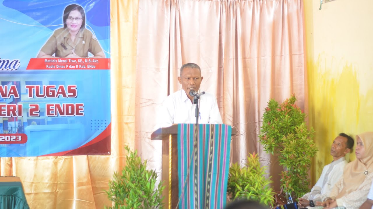 Serah Terima Surat Tugas Plt. Kepala SMP Negeri 2 Ende - YouTube