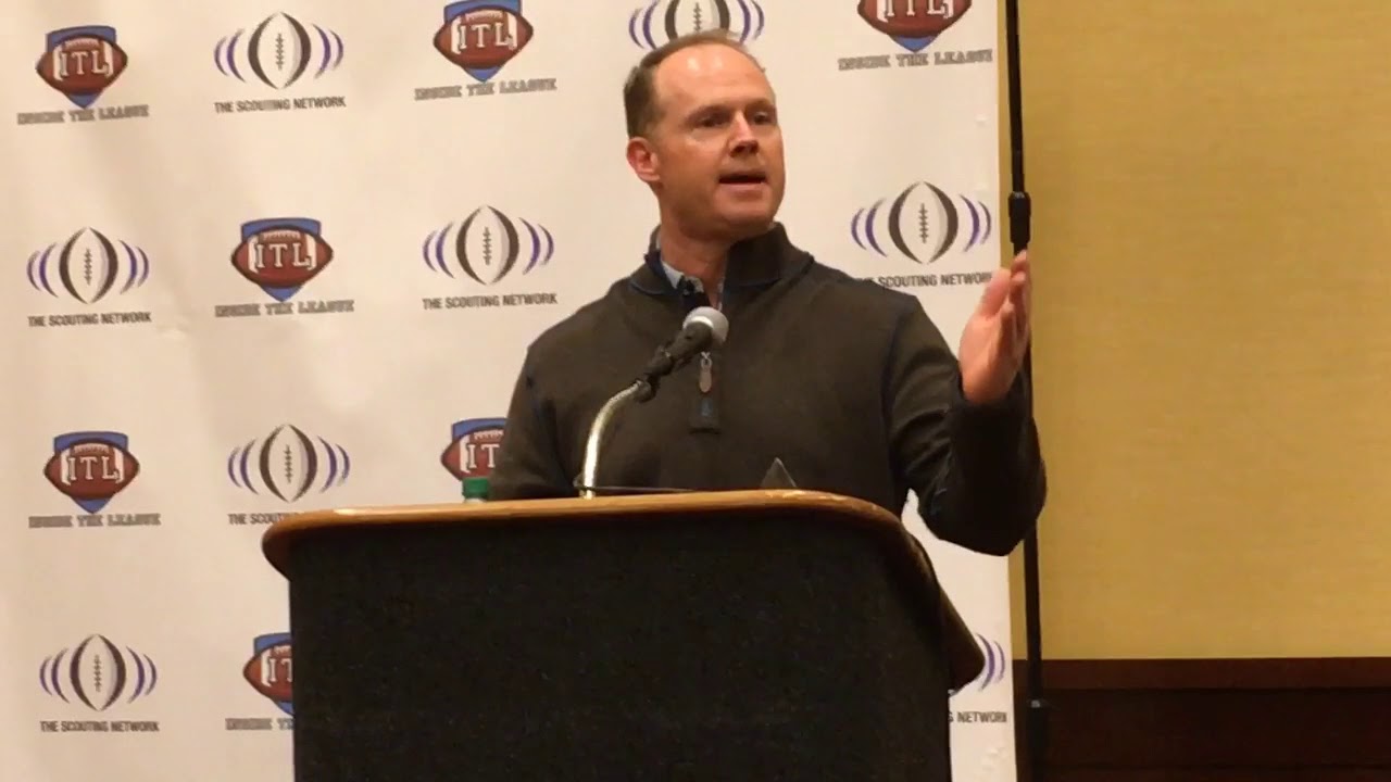Jeff Ireland accepts award for best 2017 draft - YouTube
