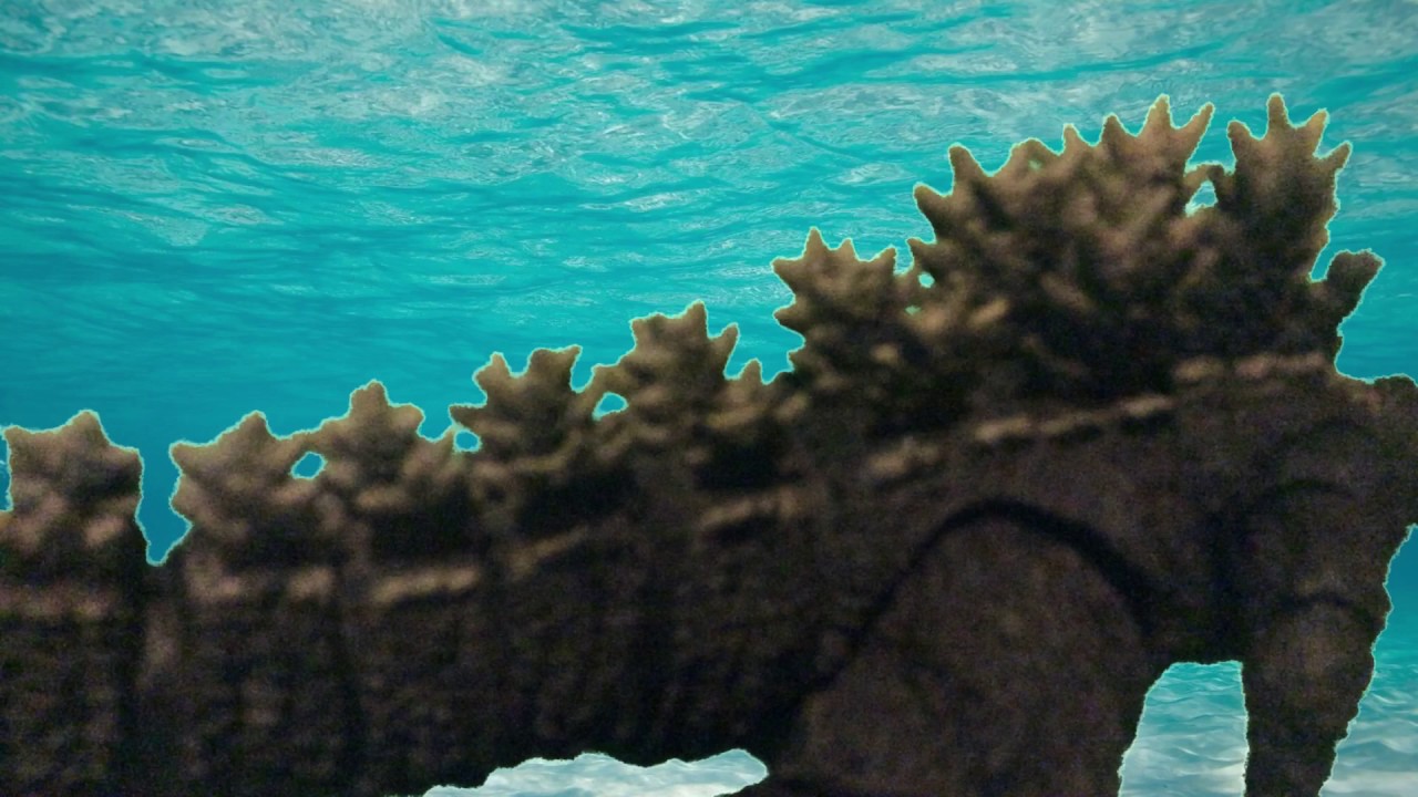Godzilla green screen (stop motion) - YouTube