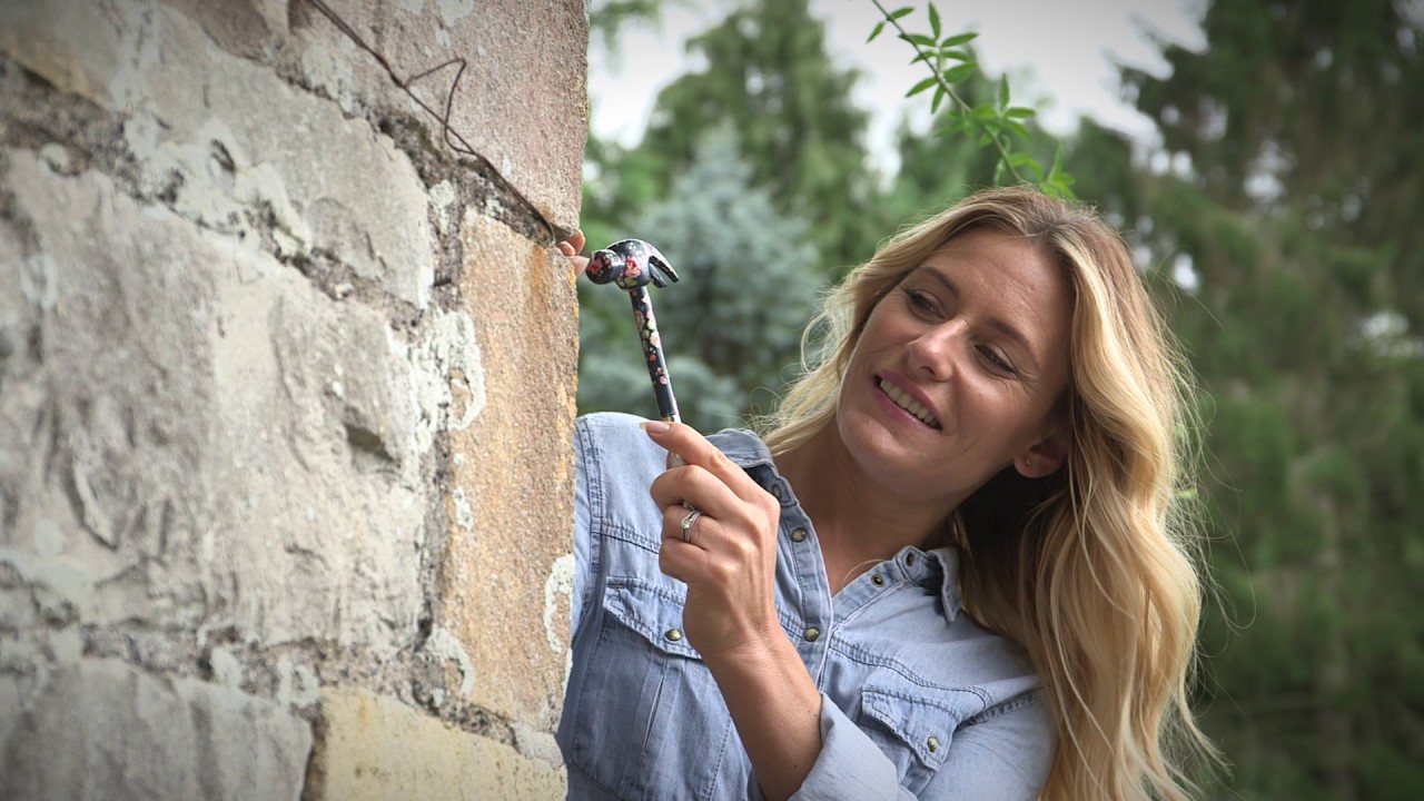 Briers Julie Dodsworth Flower Girl Collection - YouTube