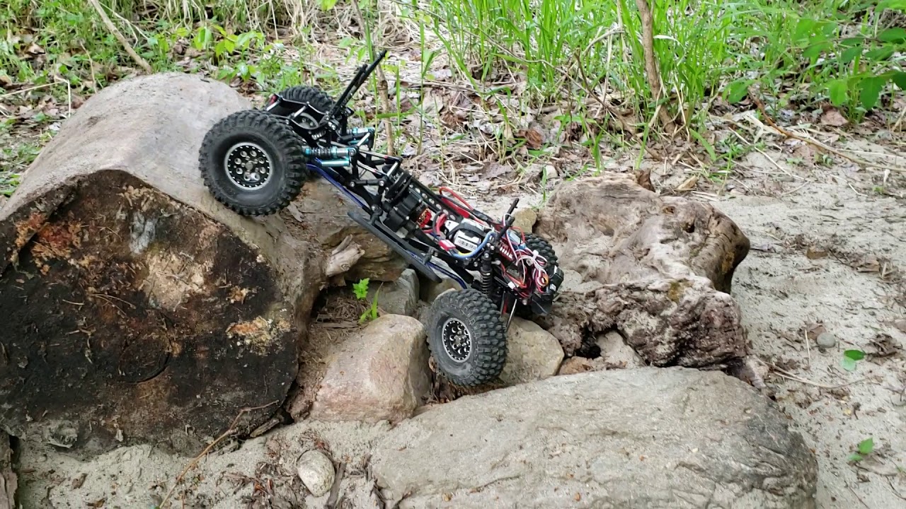 #GMRC Axial scx10.2 custom build - YouTube