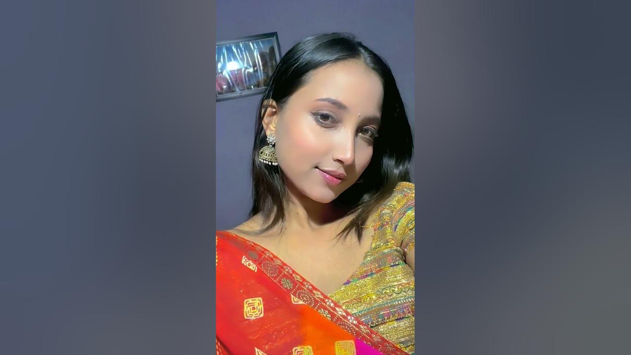 ajab pagal si ladki hai#youtubeshorts #rells - YouTube