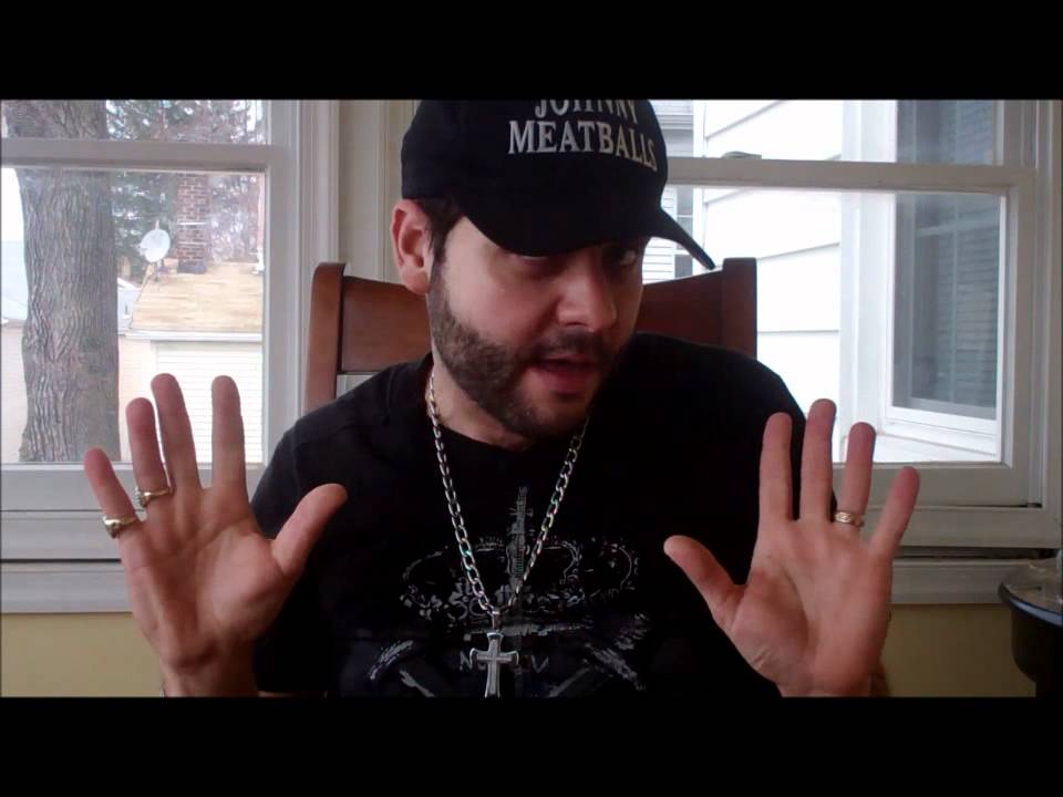 JOHNNY MEATBALLS ADVANCED GOOMBA-ITALIANO - YouTube