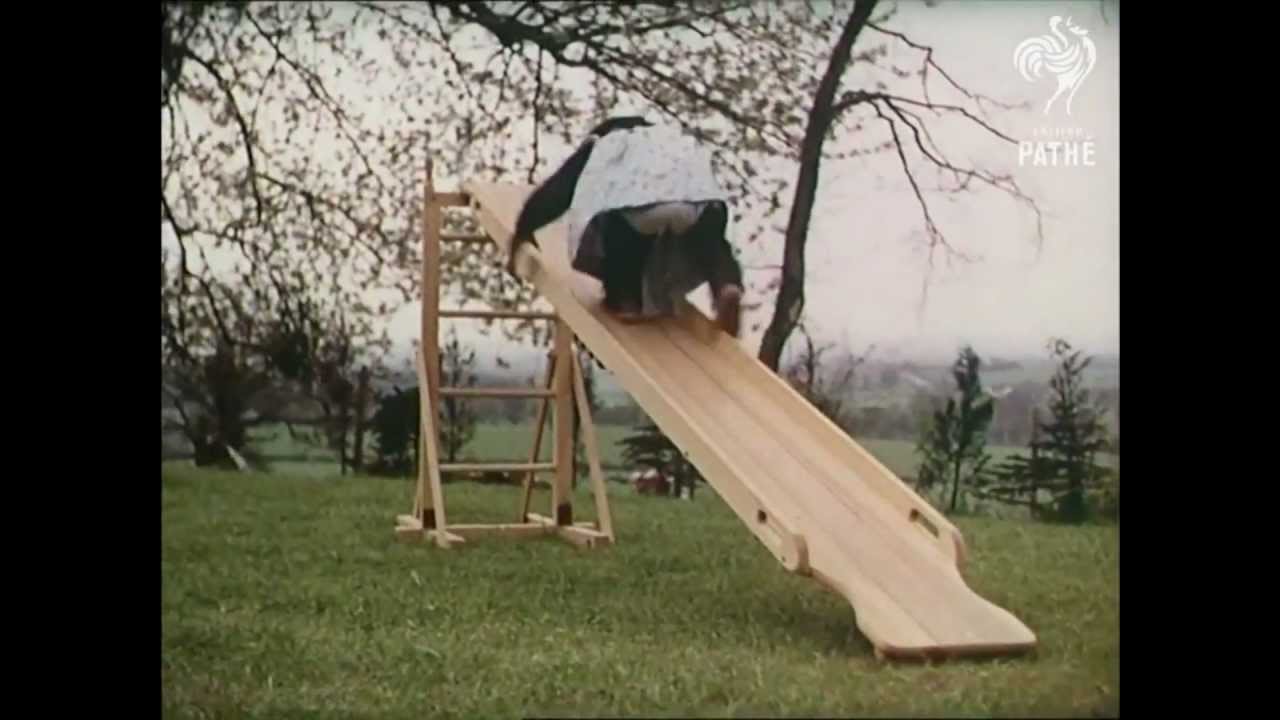 Chee Chee and Peppy: "I Know I'm in Love" - YouTube