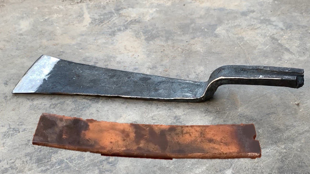 My Forge Crafting a Fork for a Farmer to Eat Trees - YouTube