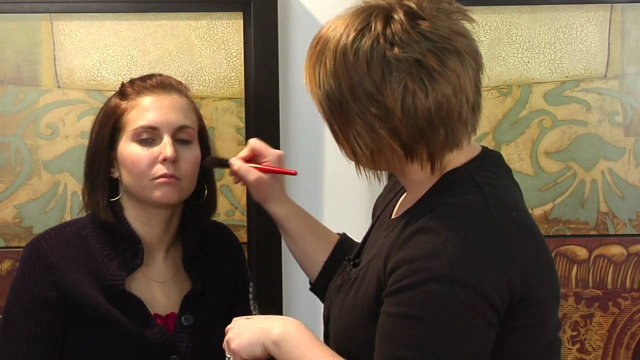 Applying Makeup : How to Apply Makeup Base - YouTube