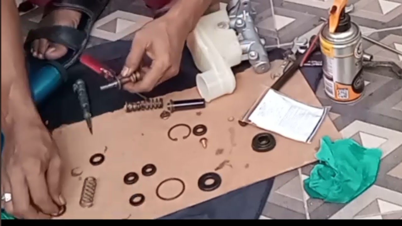 Rem mobil ngempos ganti karet seal aja sudah normal kembali | perbaiki ...
