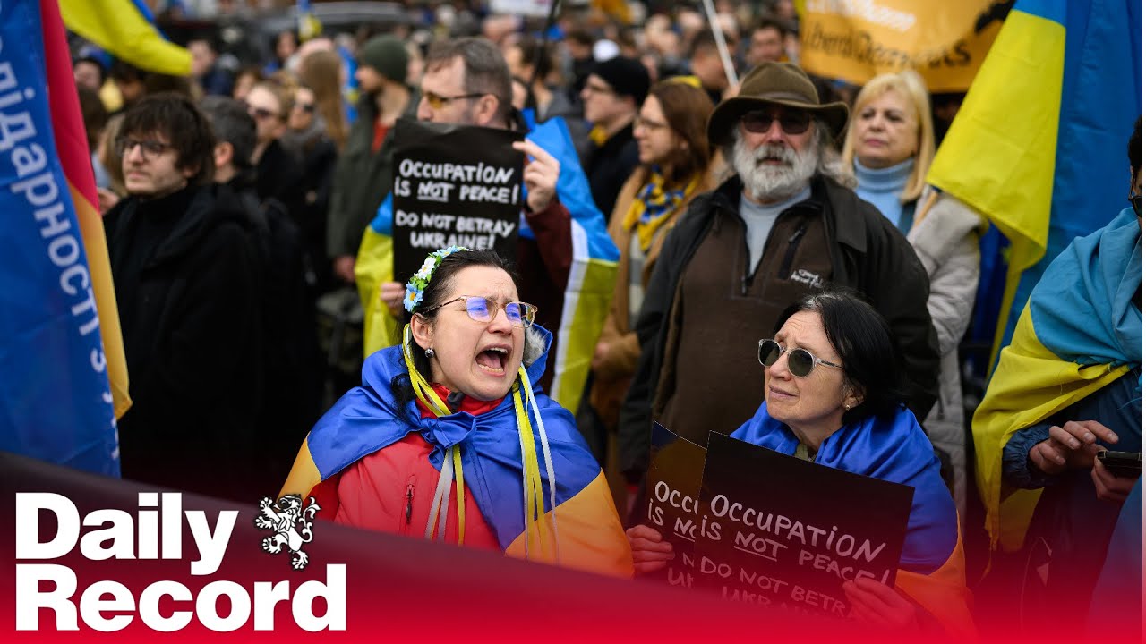 Pro-Ukraine protestors march on London's Russian embassy in their ...