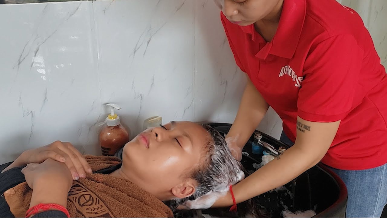 Washing your hair with a healthy shampoo in the salon | Hair Care ...