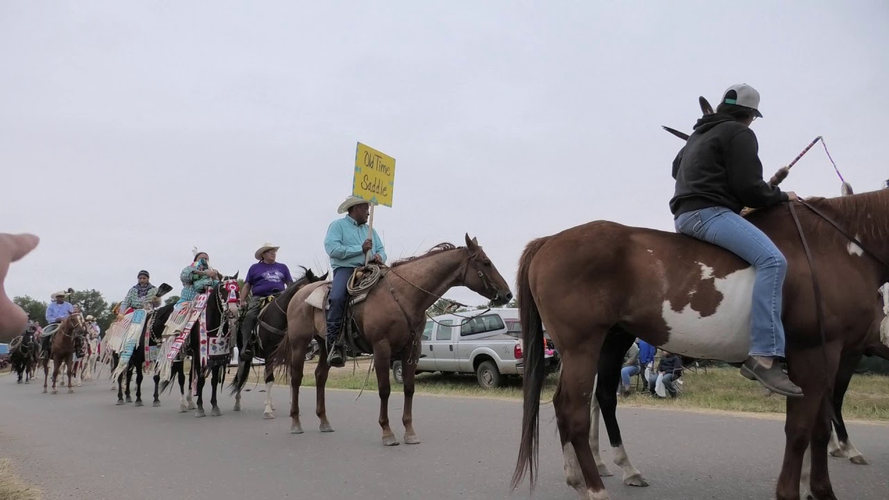 101st Annual Crow Fair Parade 2019 / Pow Wow Vlogs - YouTube