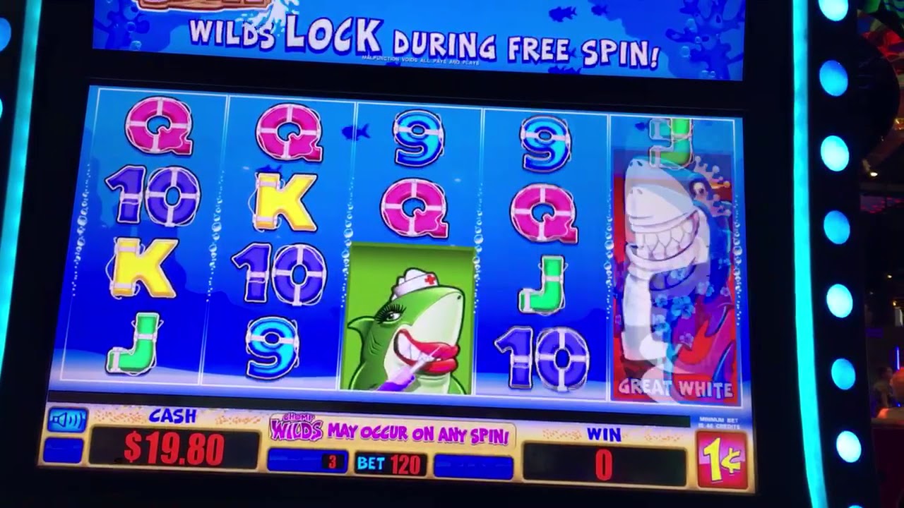 Live play on shark attack slot machine - YouTube