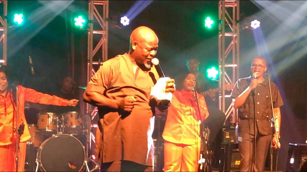 Dr Timothy Myeni | Jesu Msindisi Wami Ngohlabelela Ngawe | Live In Cape ...