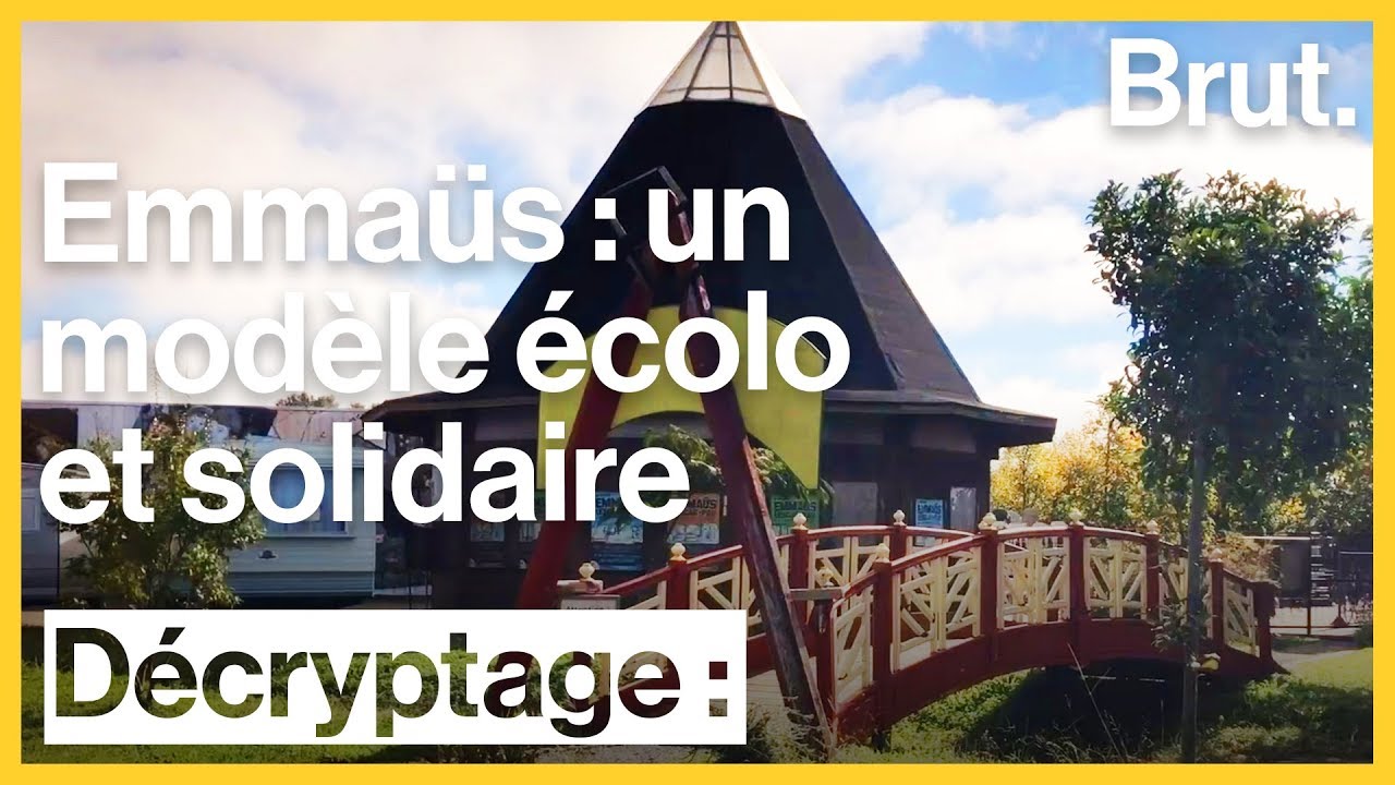 La plus grande communauté Emmaüs de France - YouTube