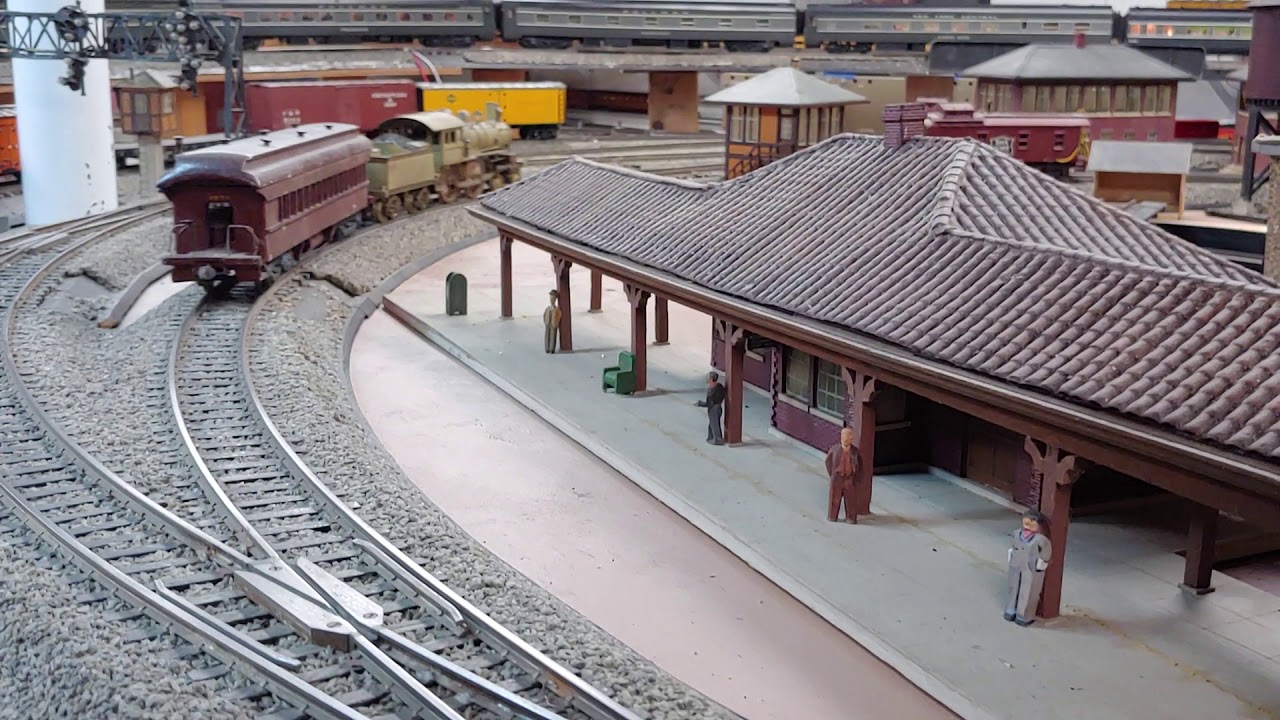 NYC #999 steam engine O scale model train 1950 - YouTube