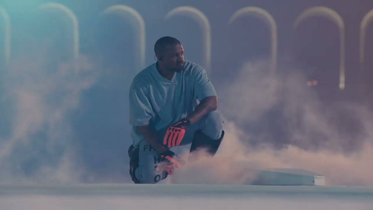 Kanye West - I Wonder (Free Larry Hoover Benefit Concert) [Mike Dean ...