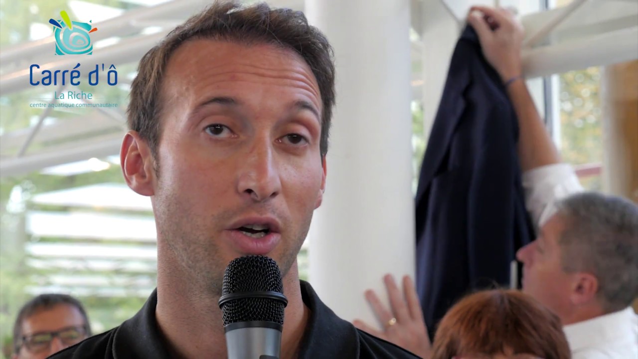 Fabien Gilot au centre aquatique Carré d'Ô à La Riche - YouTube
