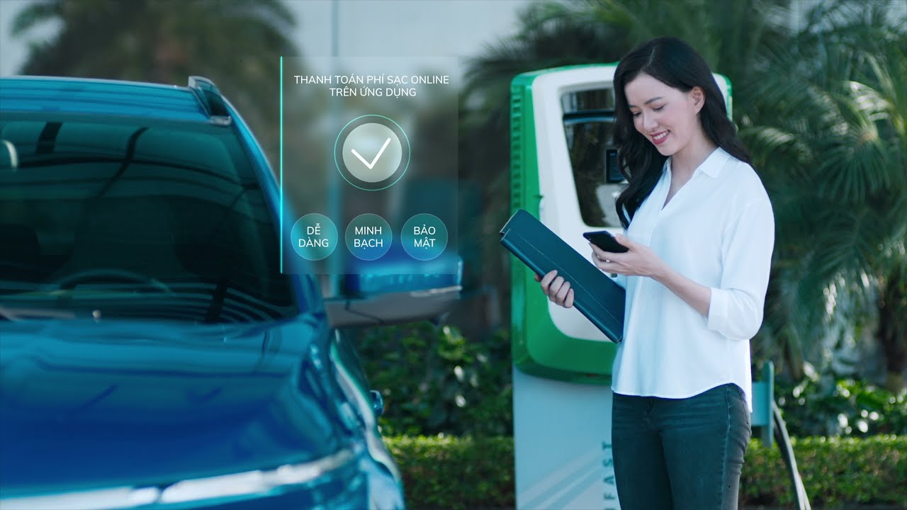 Charge VF e34 with VinFast Charging Station - YouTube