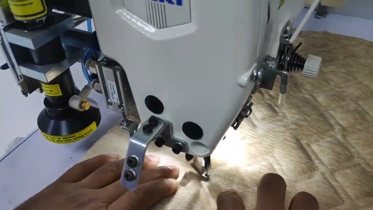 JUKI PS-800 Pattern Seamer Machine making Sewing Sample for Sofa ...