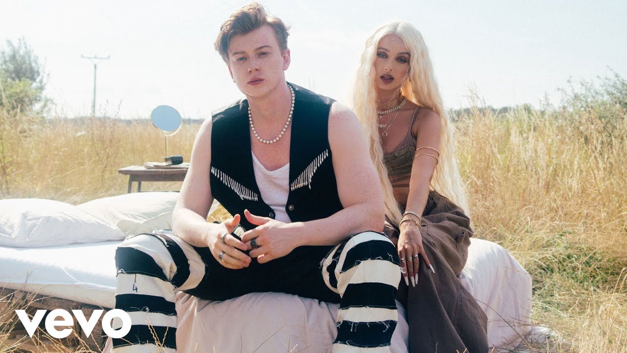 Adam Misik x Sima - BEZ TEBE (Official Music Video) - YouTube