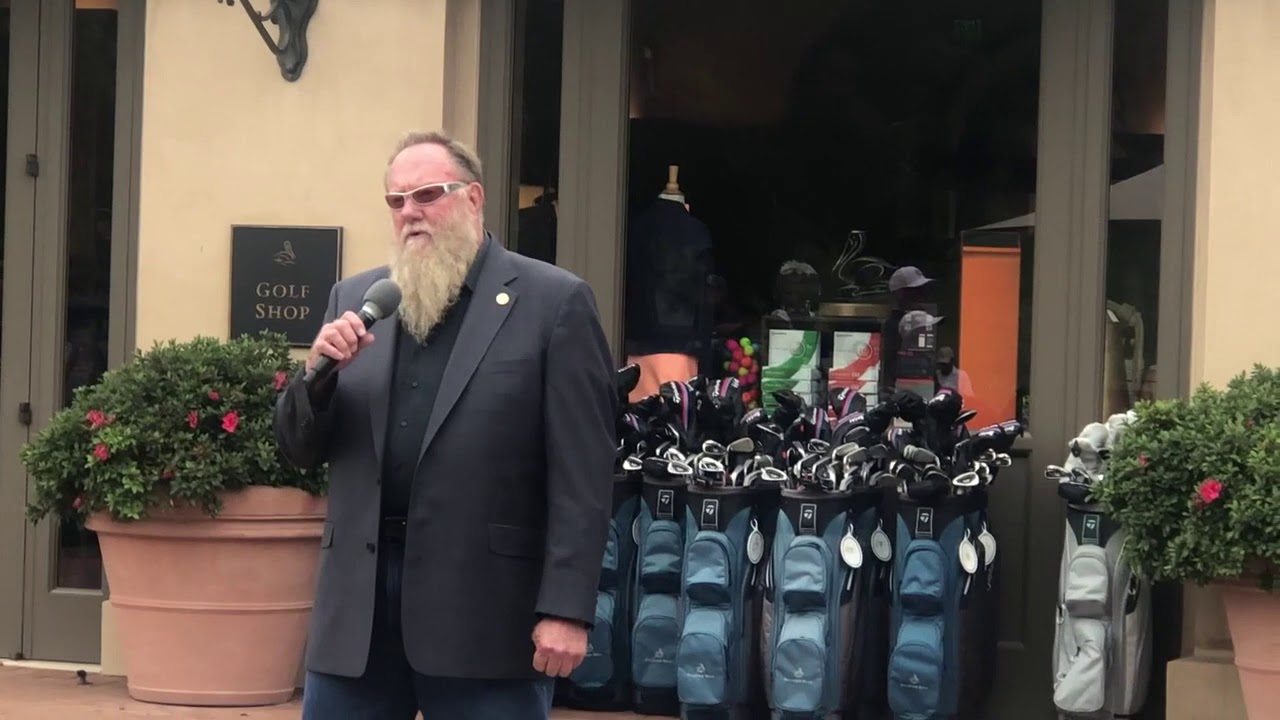 Mike Harrah at the KidWorks Golf Classic 2019 - YouTube