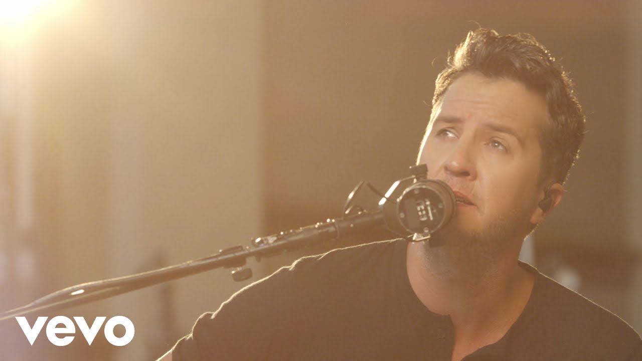 Luke Bryan - Build Me A Daddy (Live From The Tonight Show Starring ...