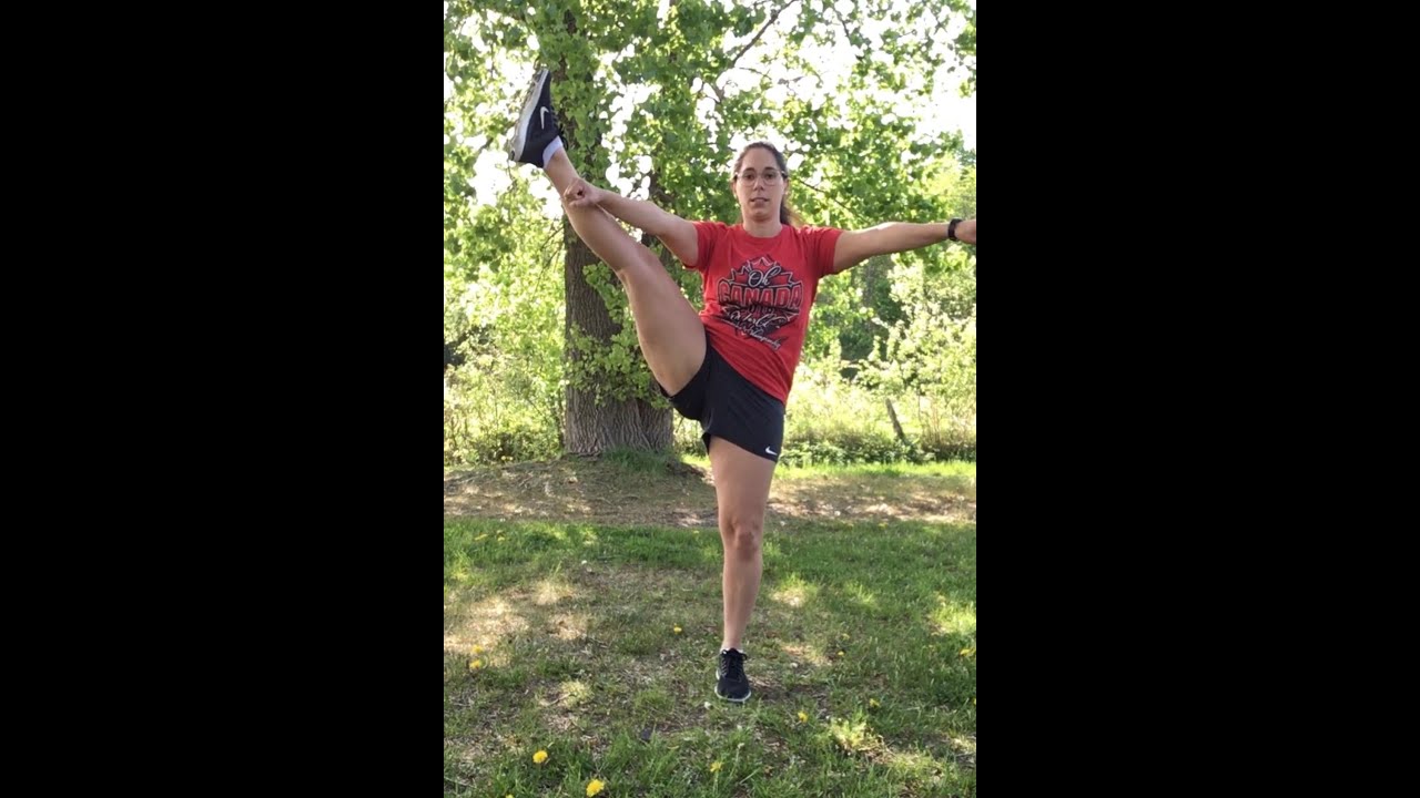 Cheerleading 1 - Le « toe-touch » - Pour 2e et 3e cycle - YouTube