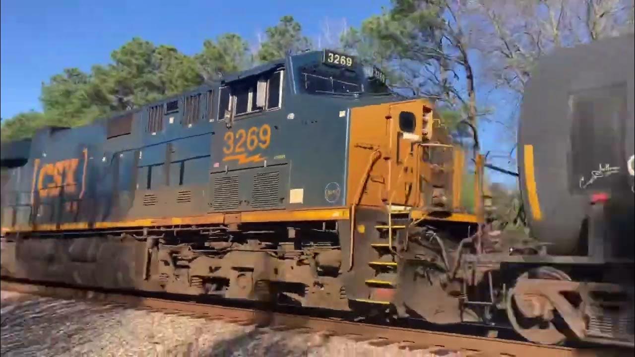 CSX 5222 Leads Long CSX M400 NB Manifest with Mid Train DPU Alright with Horn Salute Florence SC ...