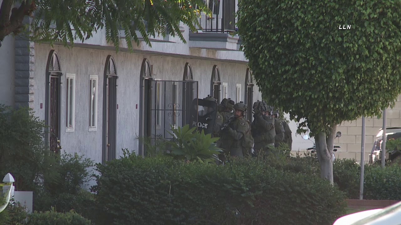 Anaheim Police OIS Part 2 SWAT Makes Entry - YouTube