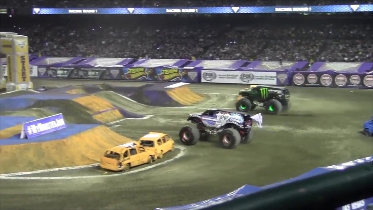 Monster Jam Anaheim 2015 February Racing Competition - YouTube