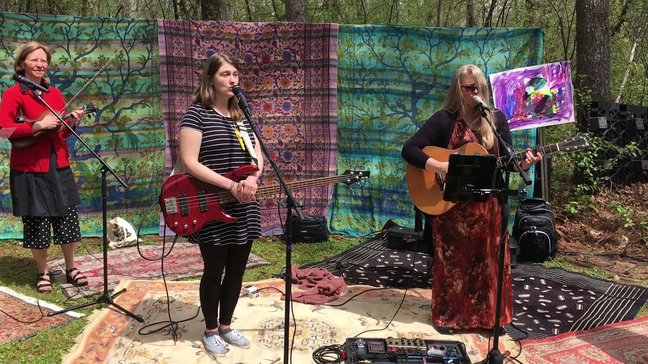 Deja Vu, Girl Band Love - YouTube