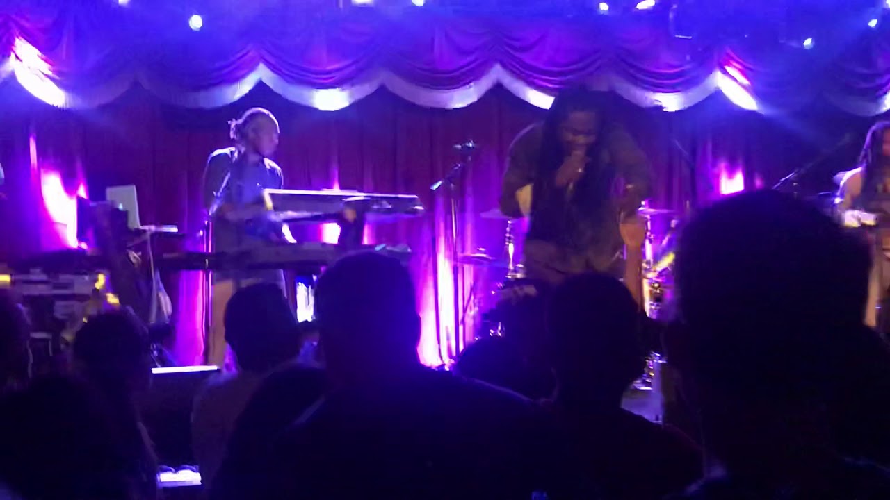 Raging Fyah minus Kumar - YouTube