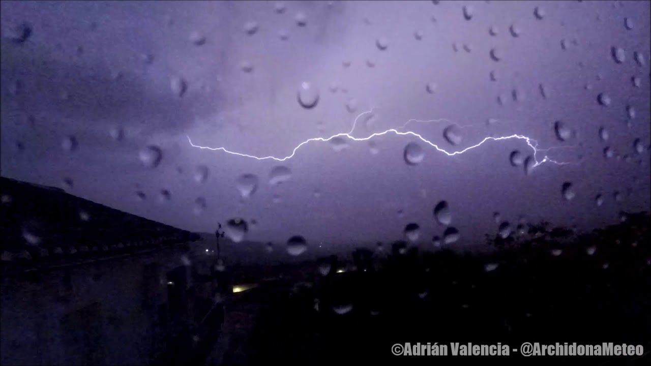 Night Squall Line | Línea de turbonada nocturna cruzando Andalucía de E ...