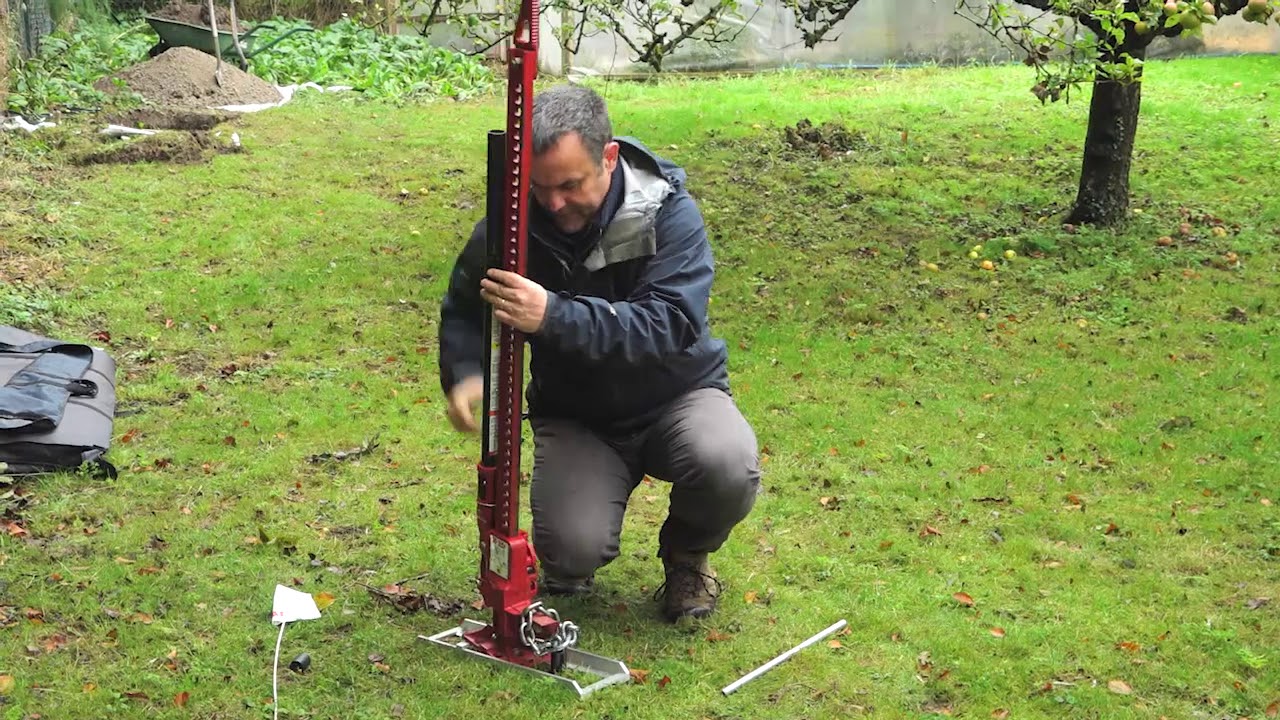 How to extract PR2 Profile Probe access tubes (Delta-T Devices) - YouTube