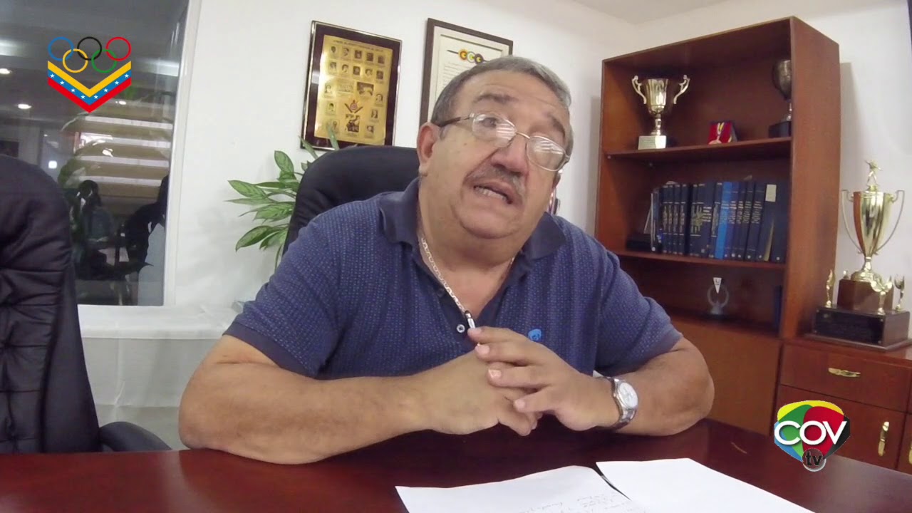 Efraín Velásquez nos da detalles de la Liga Voleibol Master - YouTube