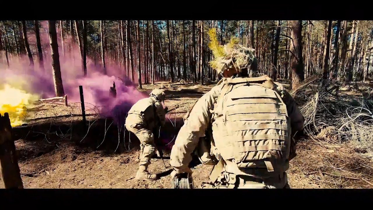 Air assault live fire - YouTube