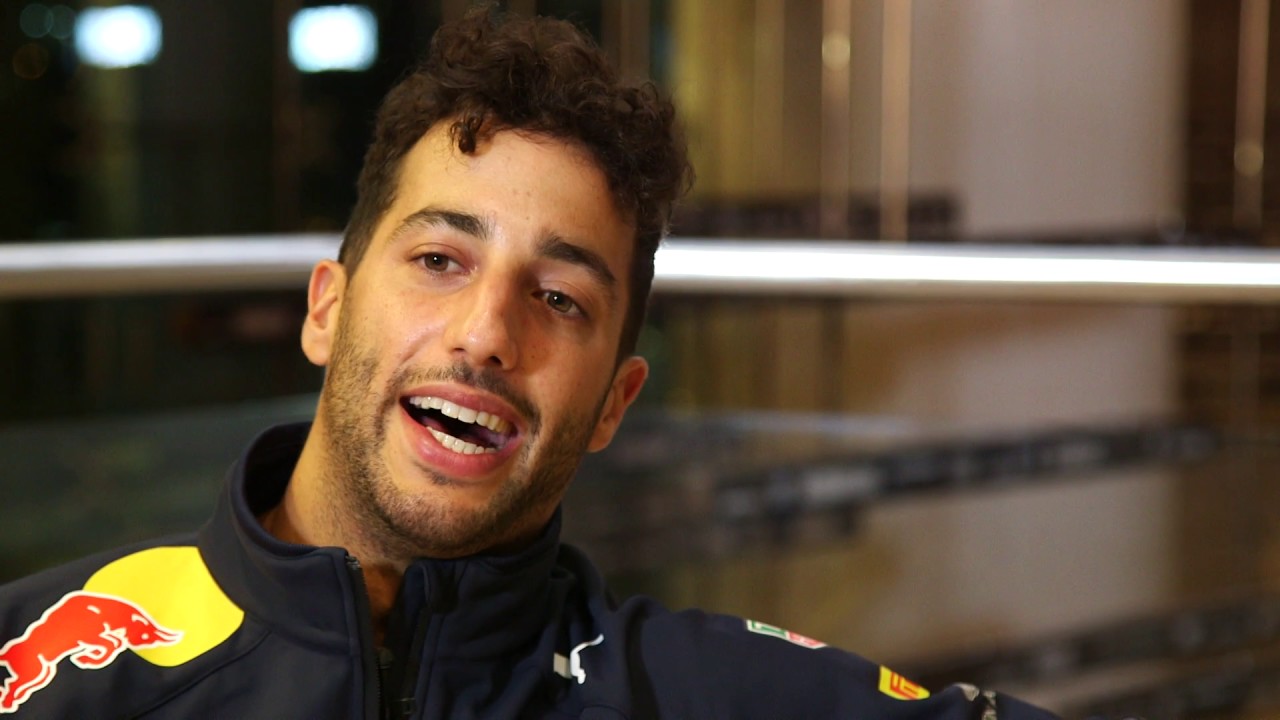 Interview Daniel Ricciardo - Abu Dhabi - YouTube